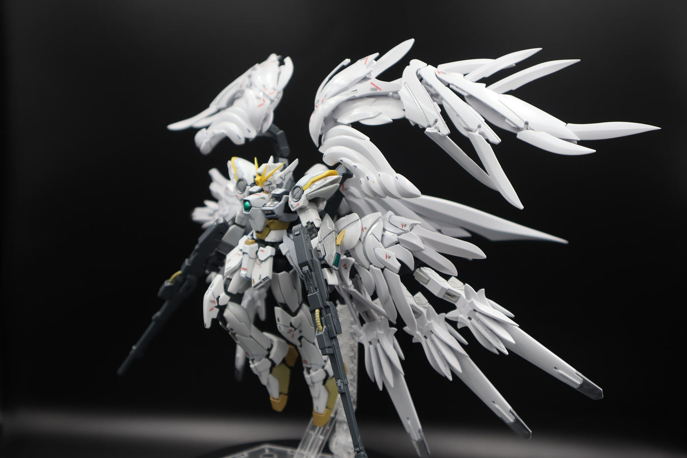 (Pre-Order) GFFMC Wing Gundam Snow White Prelude (15th Anniversary Spe ...